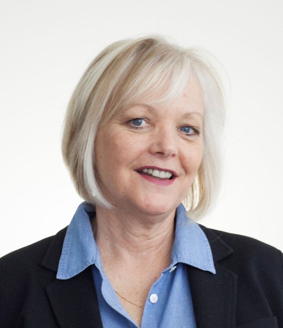 Agent Bernadette Mcnelis